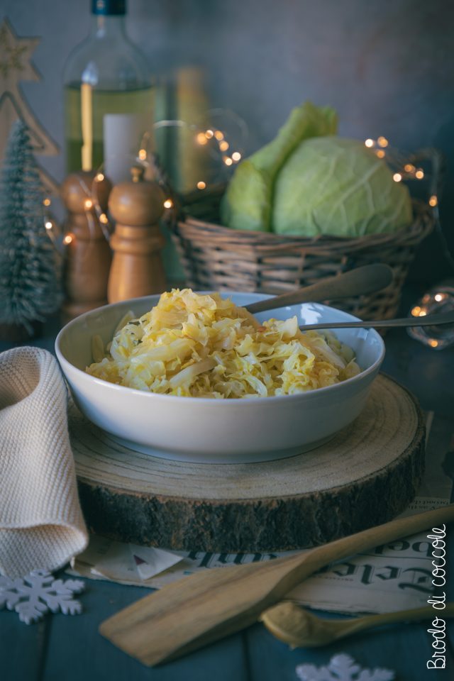 Verza brasata al vino - Brodo di coccole